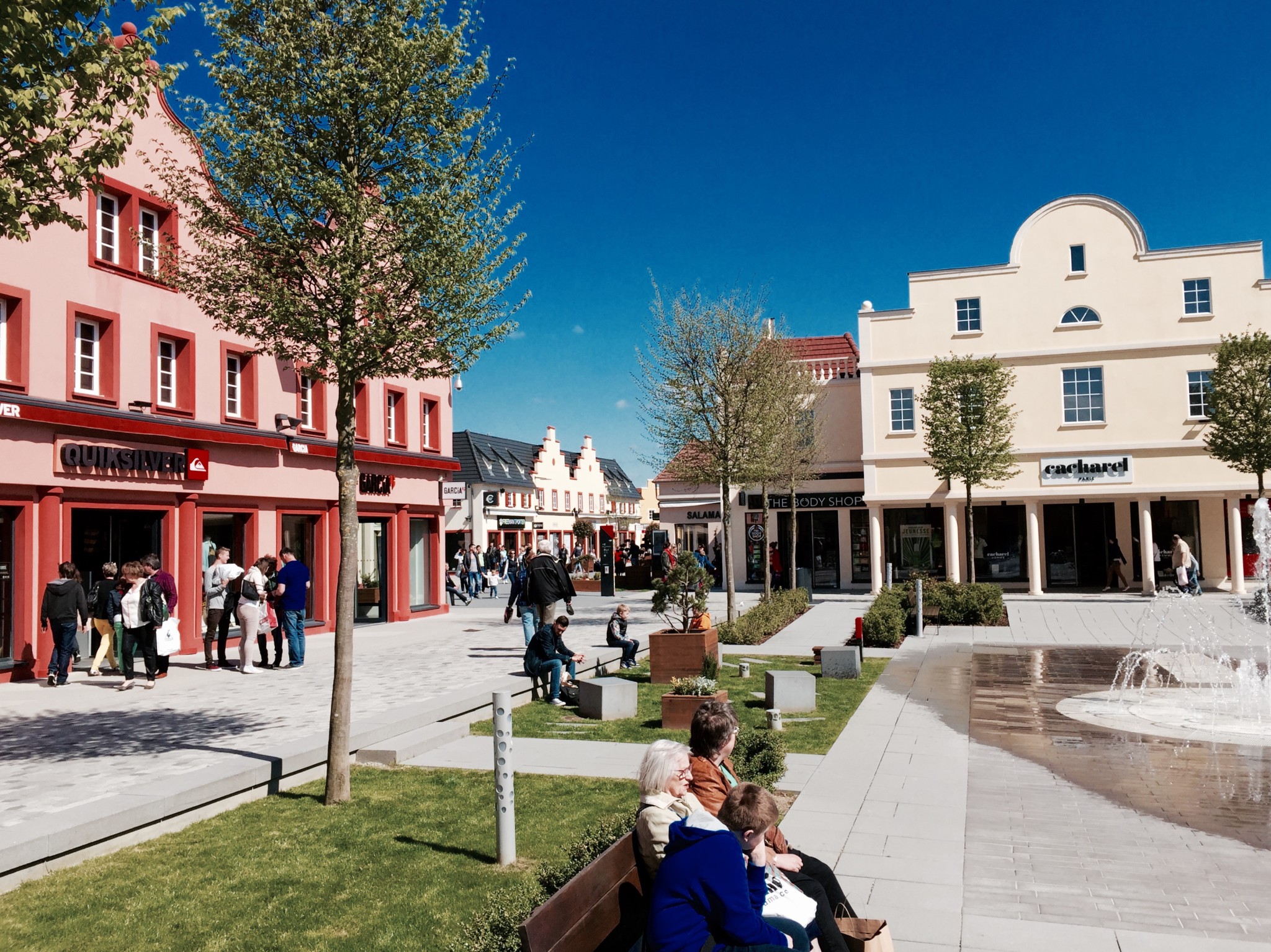 "Must have de l'été" à Roppenheim The Style Outlets